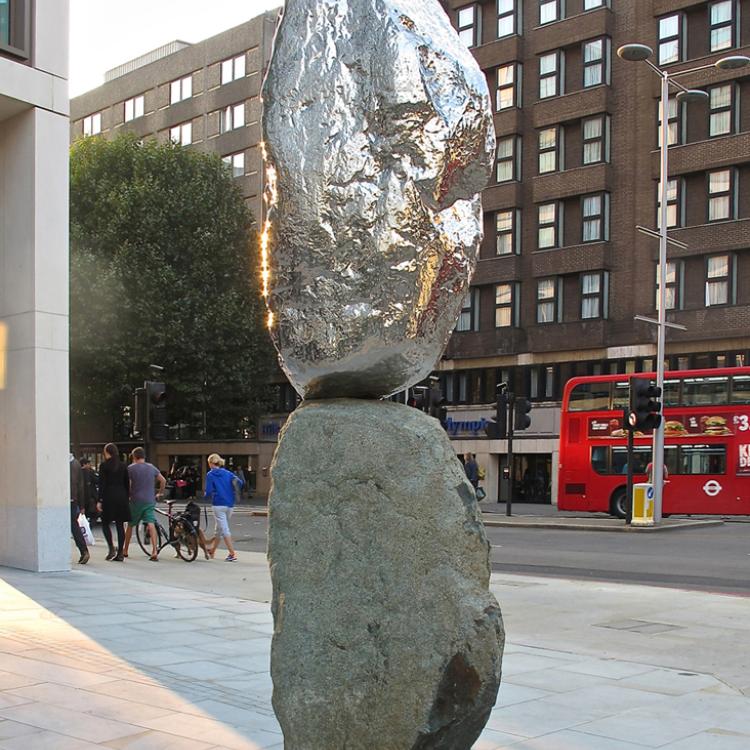 Simon Hitchens FRSS | Royal Society of Sculptors